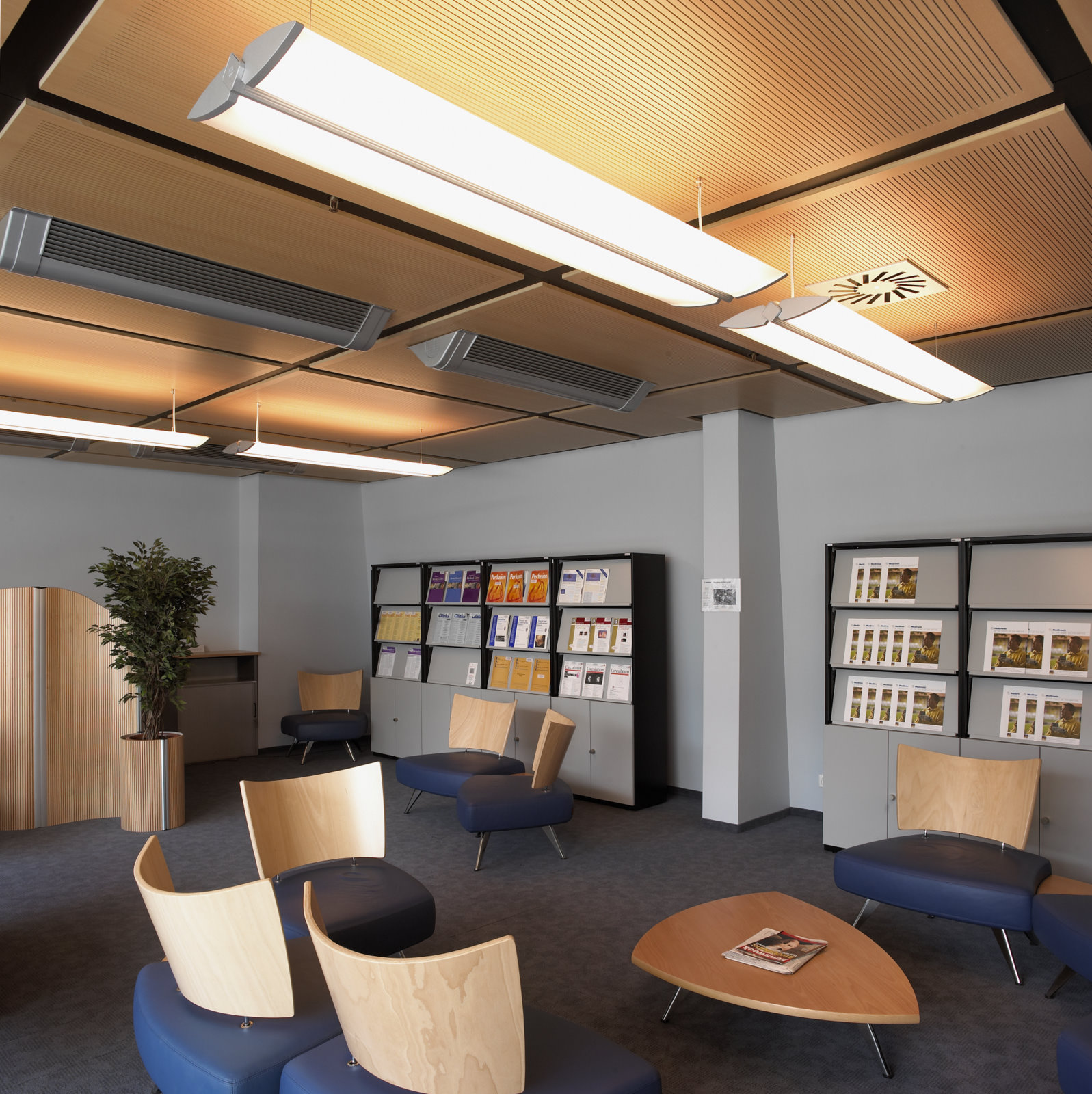 Medtronic Tolochenaz CH- VD- 002 013 022stop 032 042 043 (1 ...